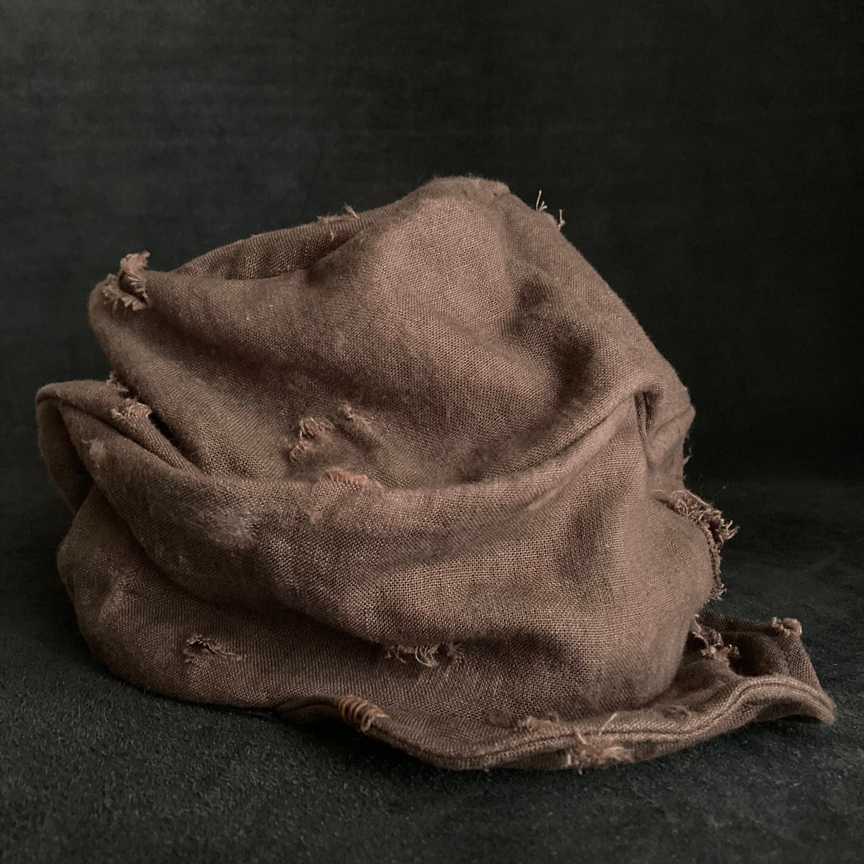 Brown linen damage turn cap – triangles hat