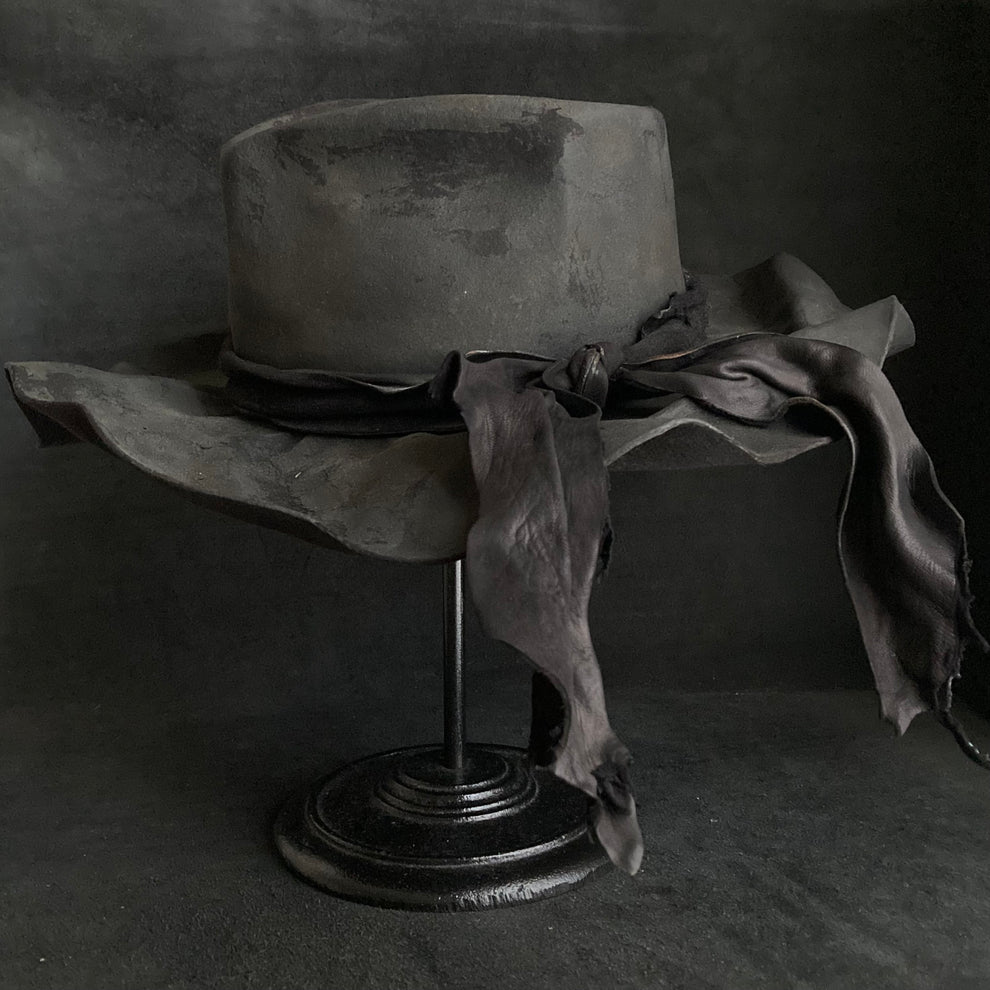 Charcoal bellows brim fedora hat – triangles hat